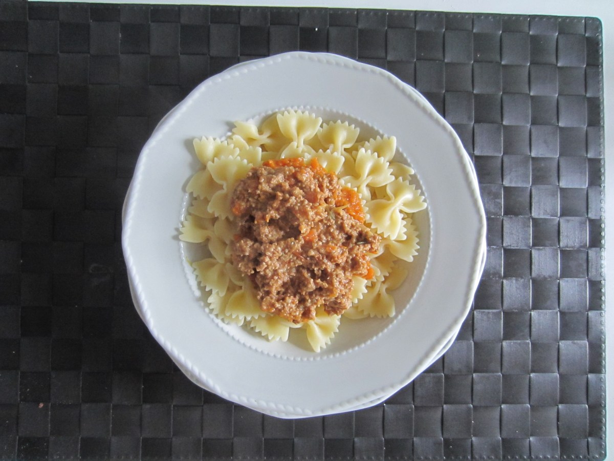 Ragù Pasta Bolognese: my super easy recipe | Easy Italian Cuisine